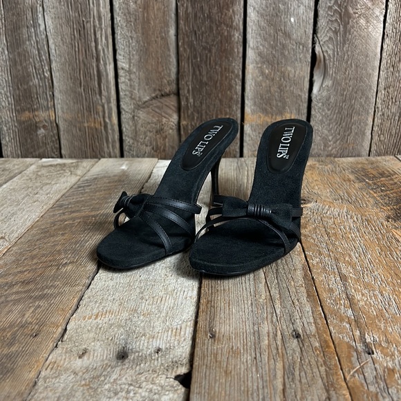 Two Lips | Shoes | Two Lips Ellie Black Suede Sandals | Poshmark